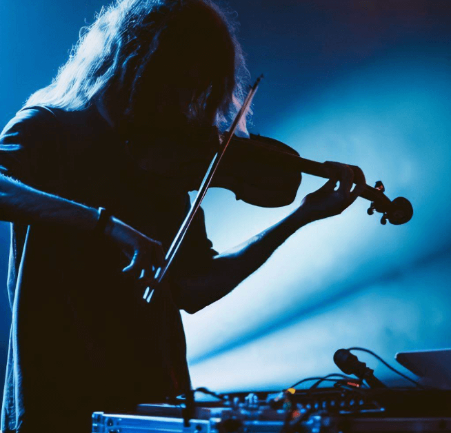 Jam Session Etiquette: Tips for Leading and Navigating Jams